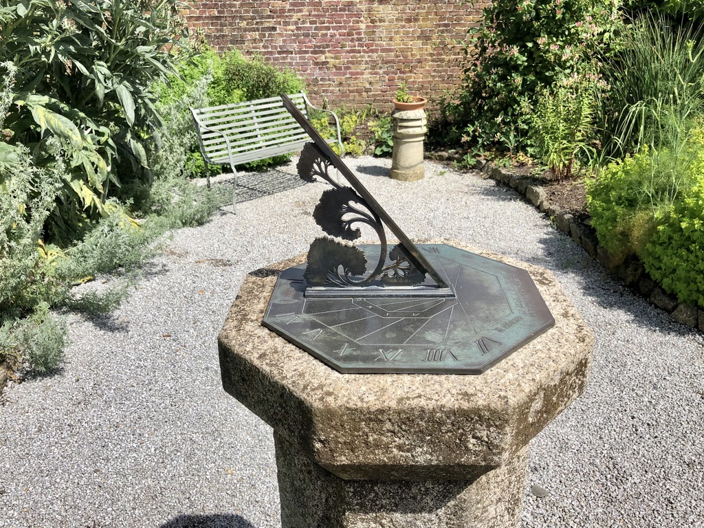 TRELISSICK GARDENS . CORNWALL – CORNUBIAE HORTOS AMABANT – GAUDIUM SUB ...