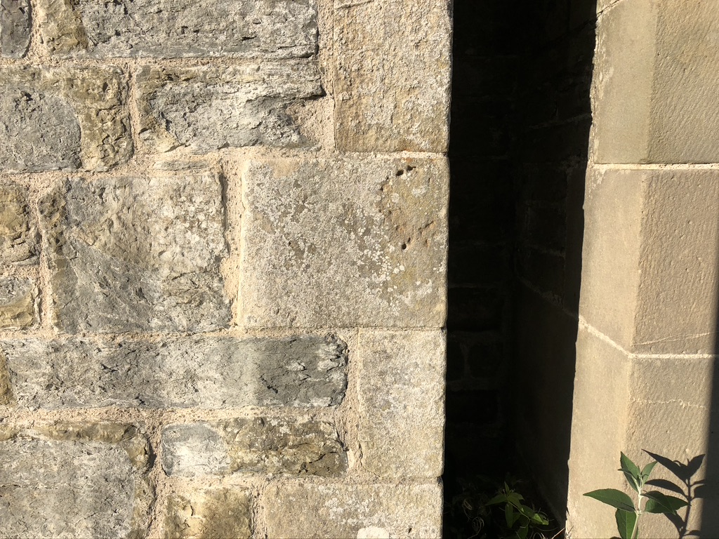 KNIGHTON . POWYS . ST EDWARD – Scratch Dial (?) – GAUDIUM SUB SOLE ...