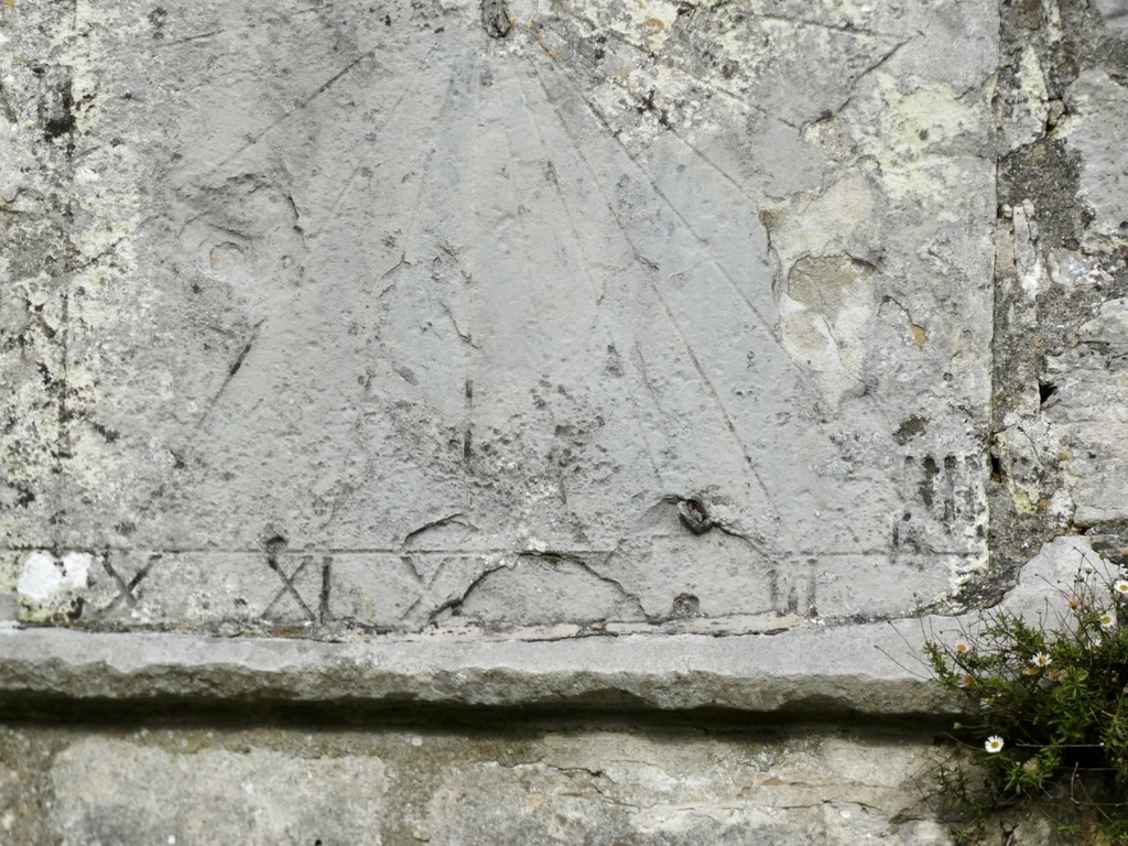 DEWLISH . DORSET . ALL SAINTS – Vertical Dial 1671 – GAUDIUM SUB SOLE ...