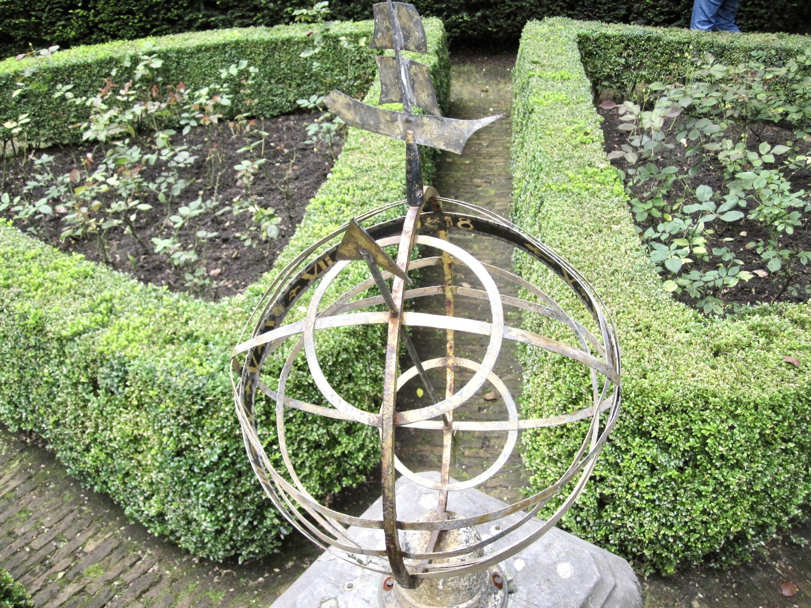 Sundial Holland – GAUDIUM SUB SOLE . SUNDIALS . MEDIEVAL TO MODERN