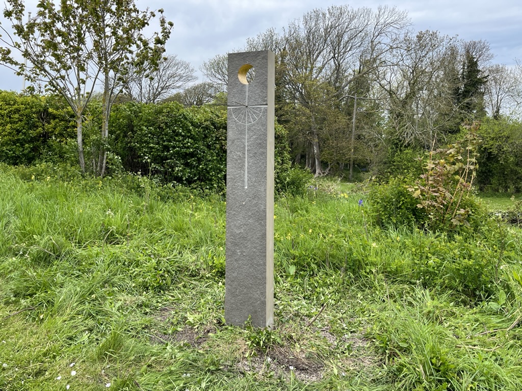 ALCISTON CHURCH . E SUSSEX . (Dedication Unknown) – Modern Column Dial ...