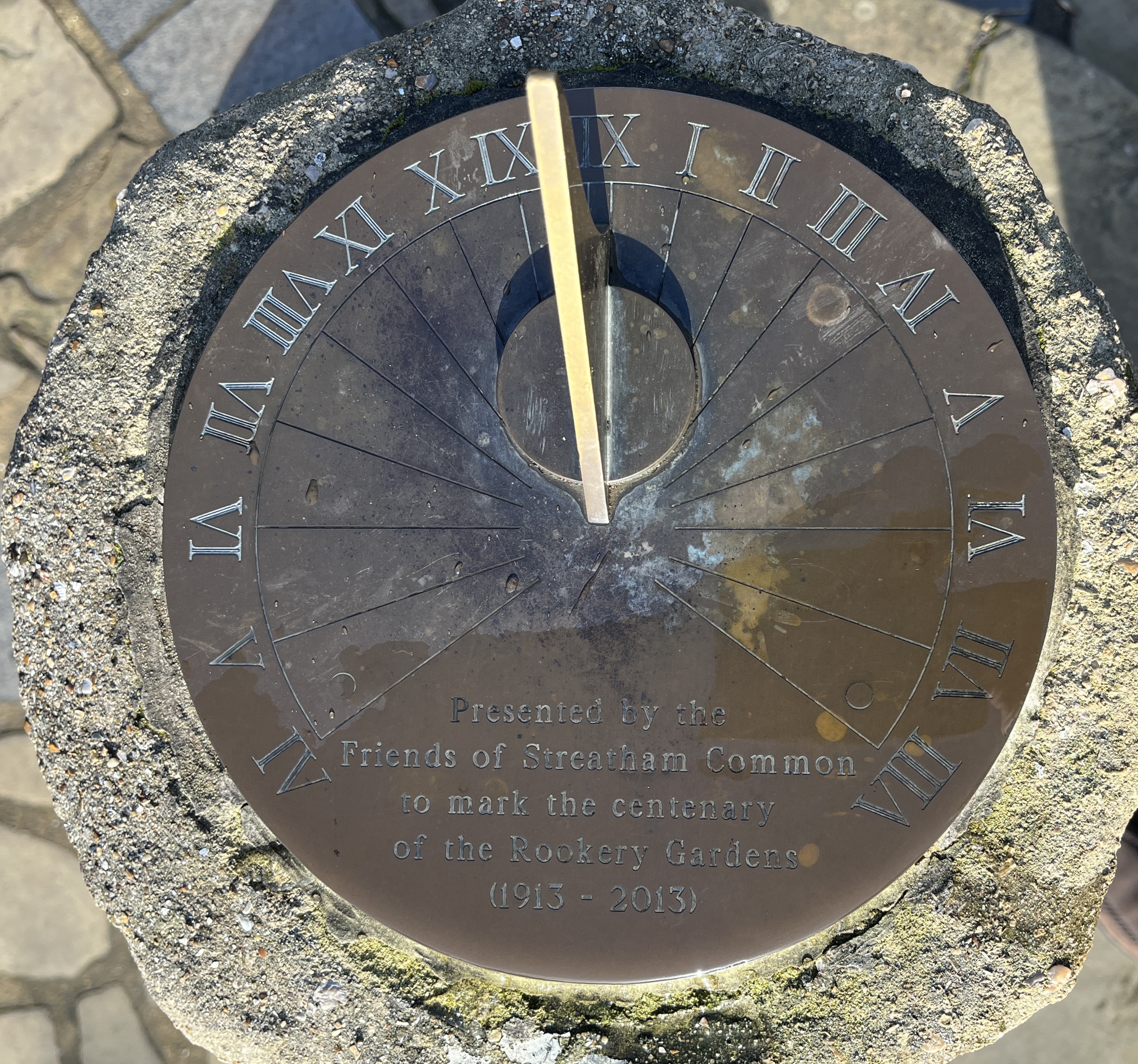 ROOKERY GARDENS . STREATHAM . LONDON – Horizontal Dial – GAUDIUM SUB ...