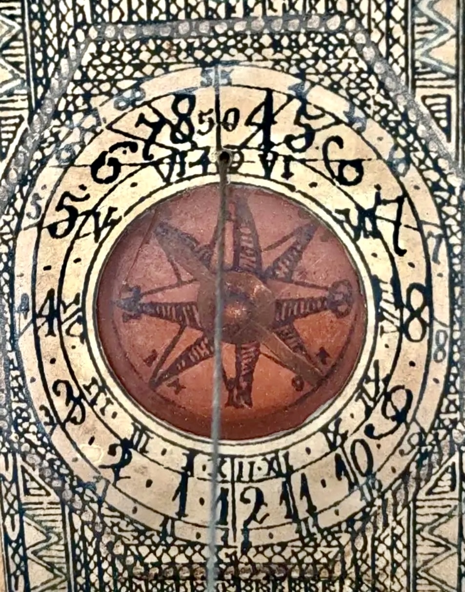 DIPTYCH DIAL – GAUDIUM SUB SOLE: Scratch Dials & Sundials Medieval to ...