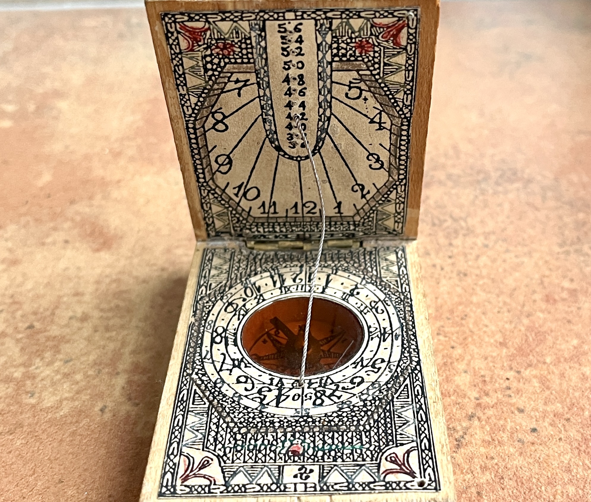 DIPTYCH DIAL – GAUDIUM SUB SOLE: Scratch Dials & Sundials Medieval to ...