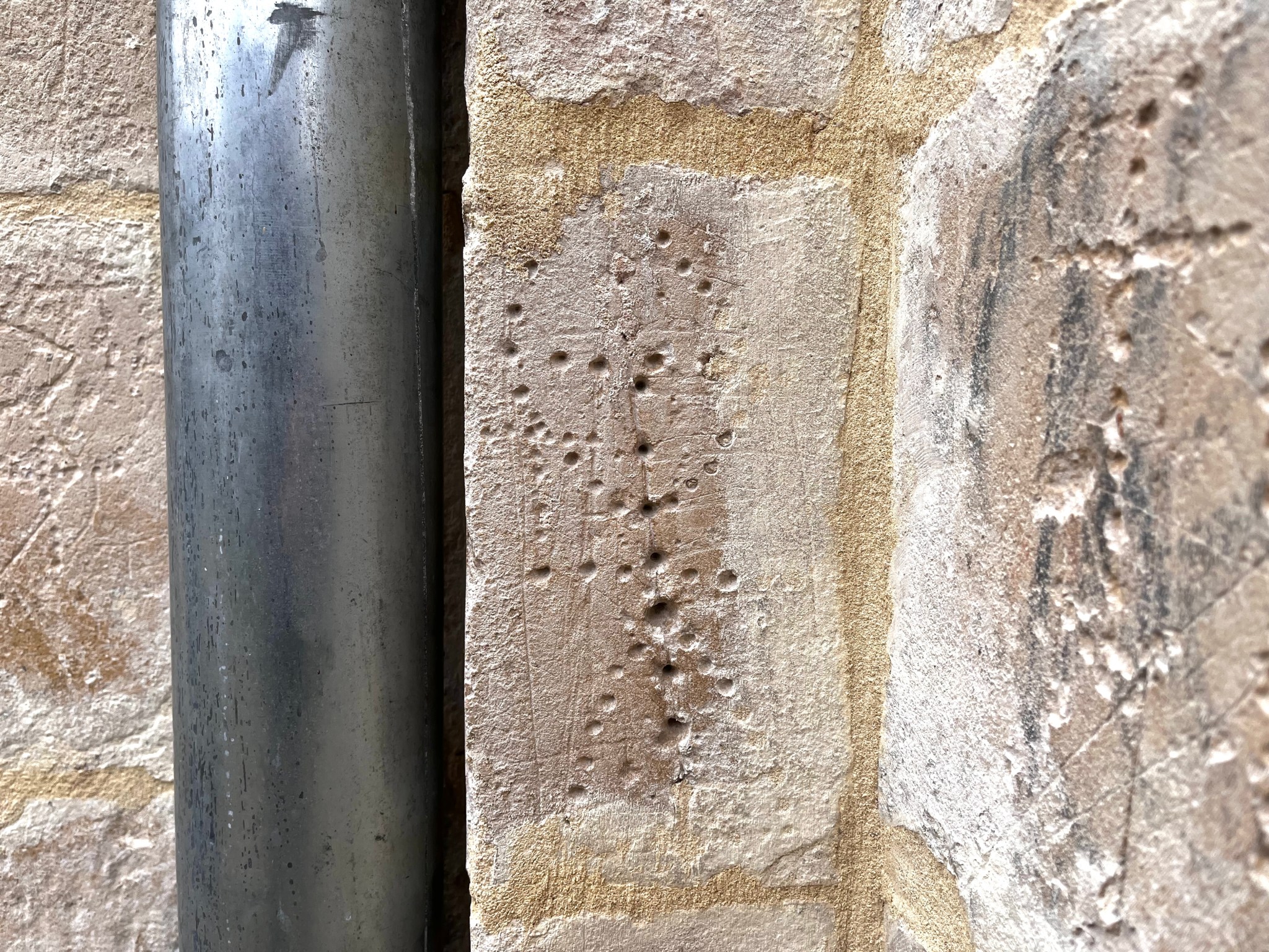 APOTROPAIC / RITUAL PROTECTION MARKS – GAUDIUM SUB SOLE . SUNDIALS ...